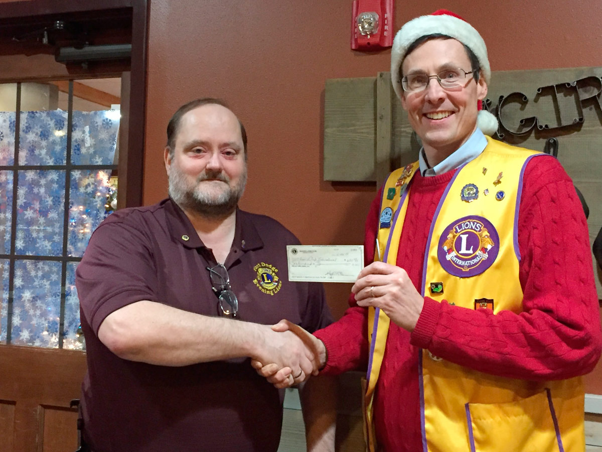 Badger Lions present check | News, Sports, Jobs - Messenger News